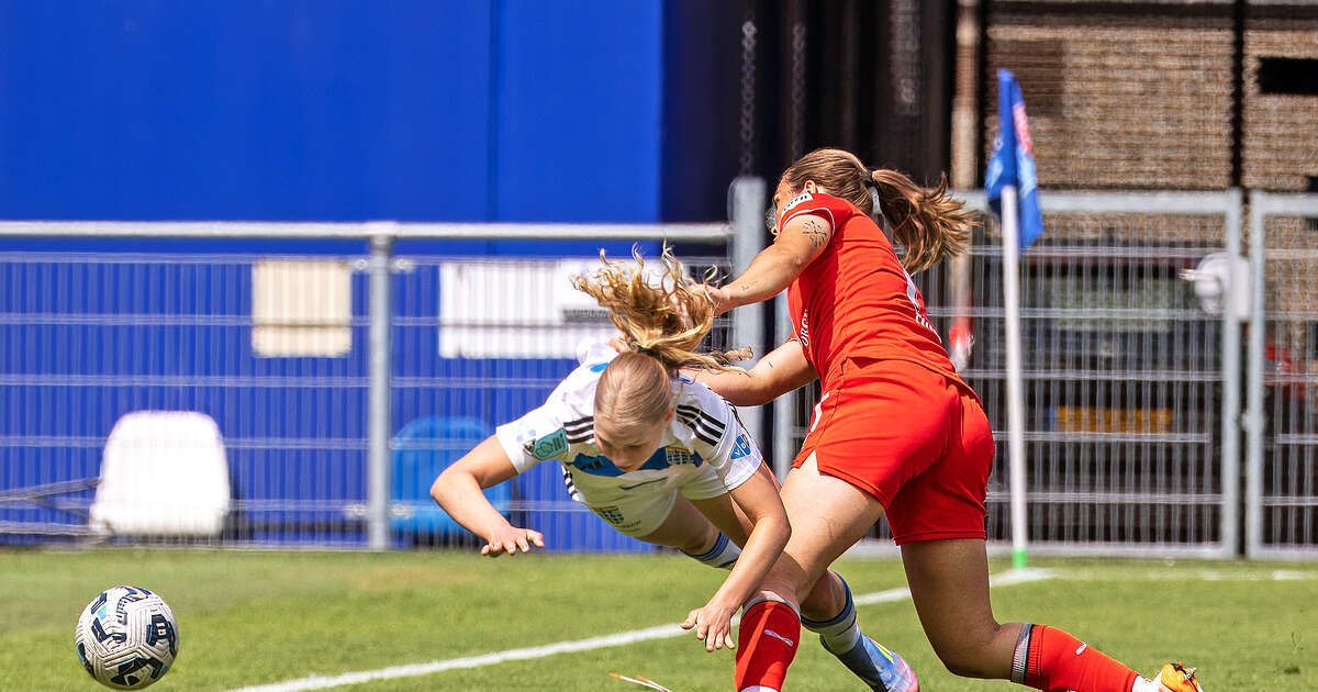 In beeld: PEC Zwolle Vrouwen knokt, maar koploper FC Twente te sterk - 1Zwolle