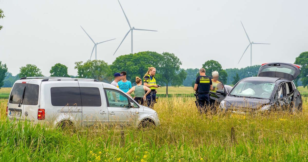 Gewonde bij botsing tussen auto en bestelbus op N50 bij Kampen - 1Zwolle